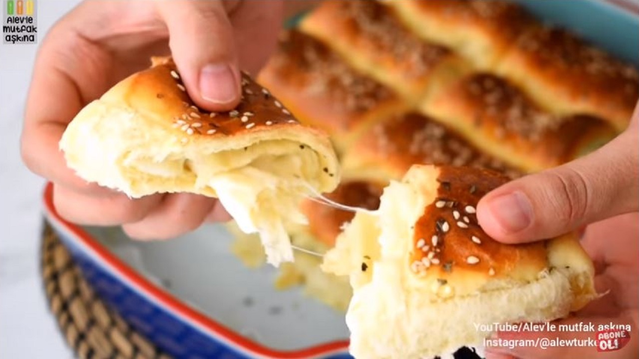 Ev Halkını Hayran Bırakan Porsiyonluk Börek Tarifi - Renkli Hobi