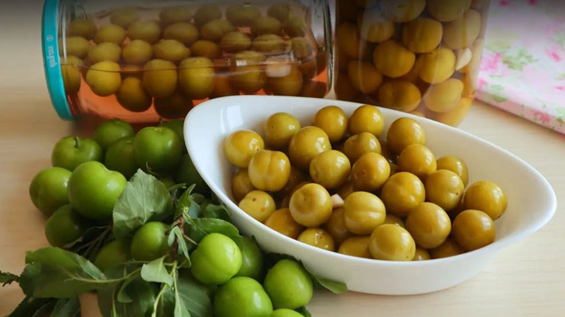 Kütürün Kütürü Hiç Yumuşamayan Kışlık Erik Tarifi - Renkli Hobi