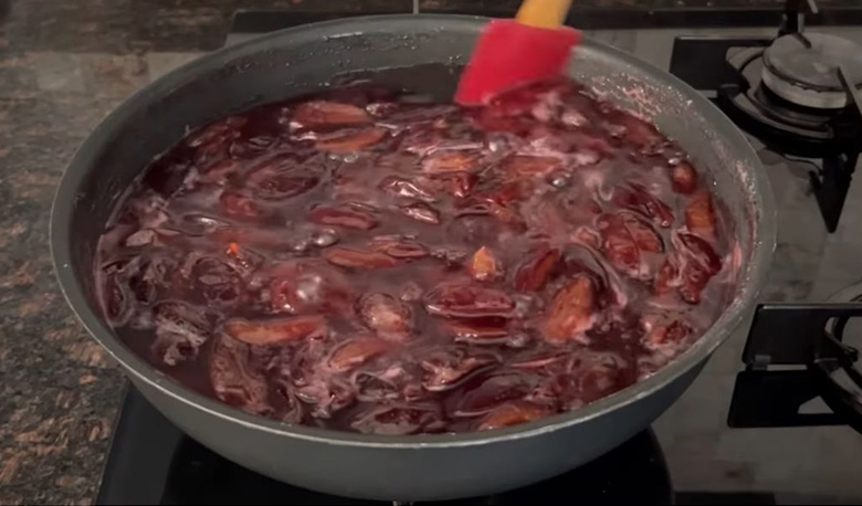 Şekerlenmeyen Yöntemi En Garanti Kışlık Erik Tarifi - Renkli Hobi