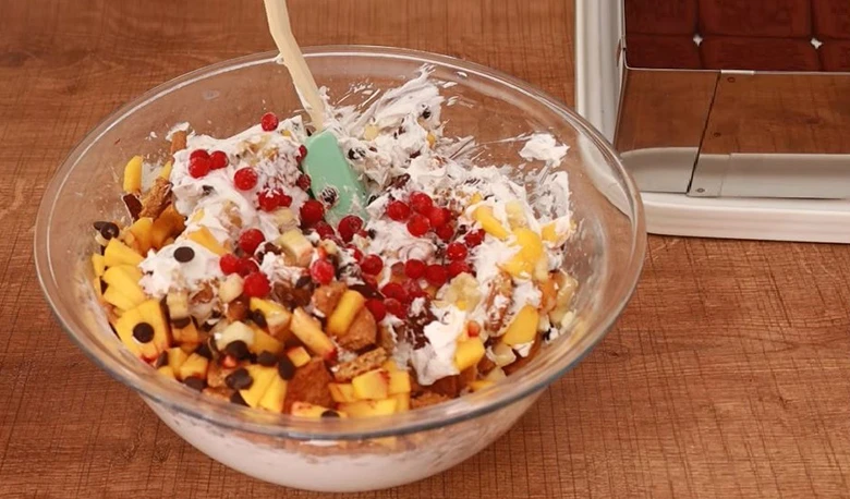 Fırın Kullanmadan İnanılmaz Hızlı Yapılan Pasta Tarifi - Renkli Hobi Fırın Kullanmadan İnanılmaz Hızlı Yapılan Pasta Tarifi - Renkli Hobi
